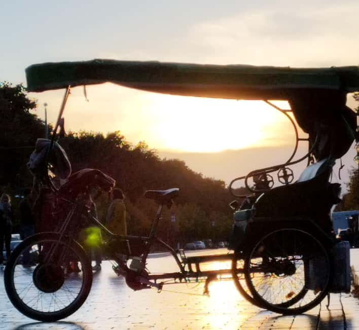 Private Rickshaw Taylor Made By Night Tour - Exploring Berlin by Night in a Rickshaw: An Authentic, Insider’s View