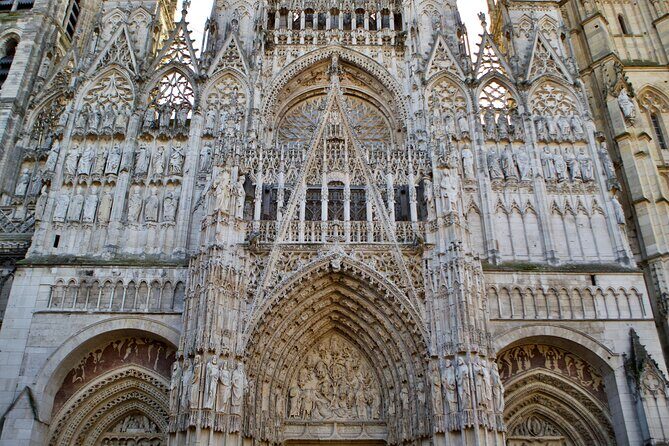 Private Rouen, Giverny Day trip from Paris with Michelin Lunch - Who Should Take This Tour?