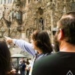 Private Sagrada Familia and Park Guell tour with Pickup - What to Expect at Each Site