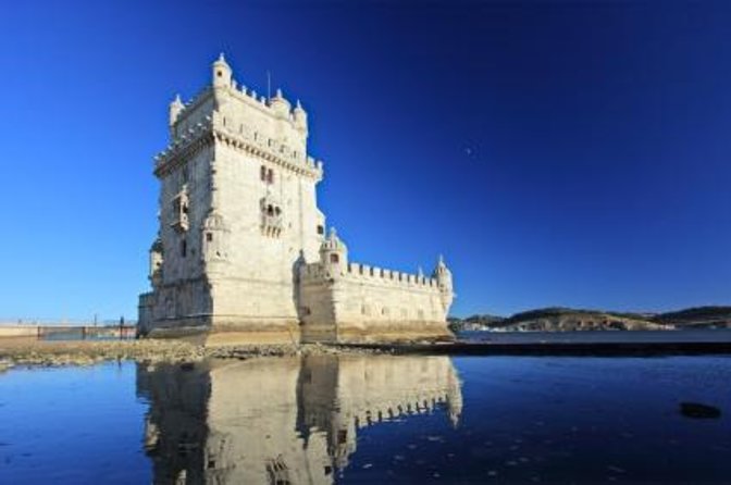 Private sailboat tour in Lisbon - An Authentic and Intimate Look at Lisbon from the Water