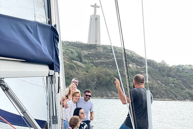 Private Sailing w/ Wine's in Lisbon - Detailed Itinerary and Highlights