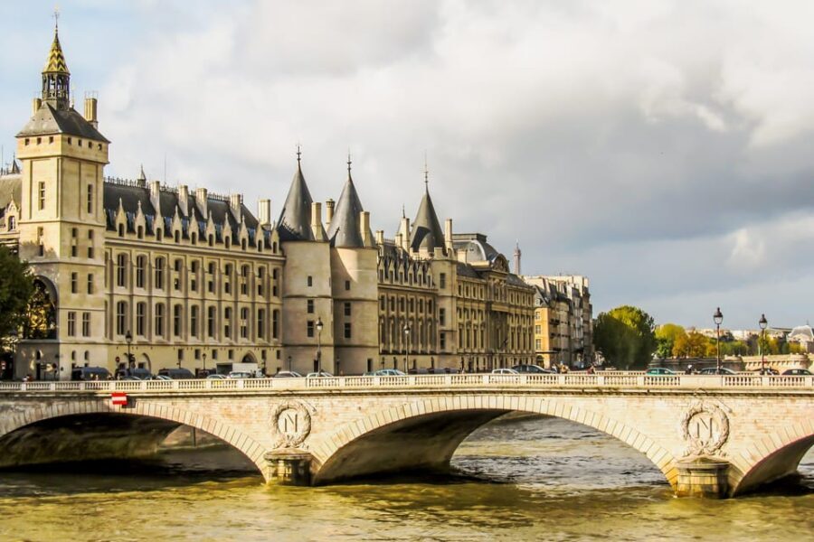 Private Secrets of Paris Bike Tour - An In-Depth Look at the Itinerary