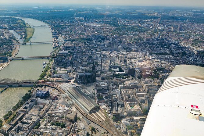 Private Sightseeing Flight above Cologne - The Practicalities: What to Expect