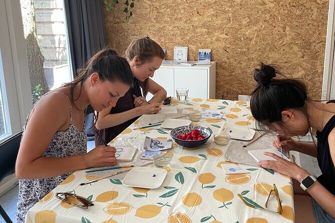 Private Souvenir Creation in Dutch Delft Blue from Netherlands - Why this experience is so valuable