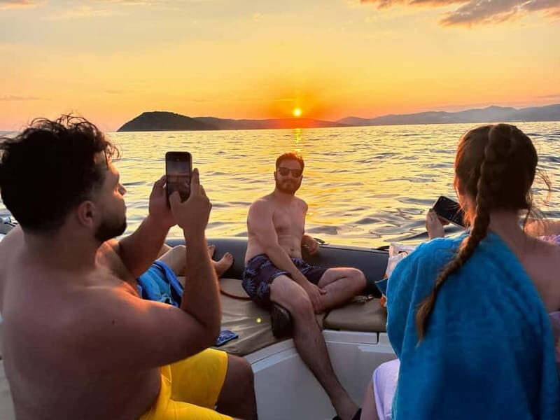 Private Sunset Boat Tour with Music and Wine - Who Is This Tour Best For?