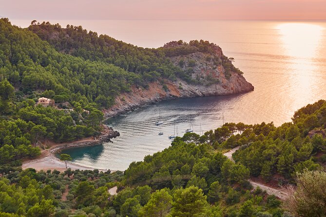 Private Sunset Sailing Tour along the North Coast - A Relaxed Introduction to Mallorca’s Coastline