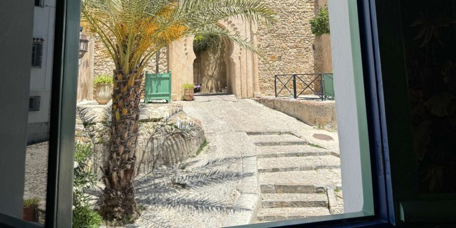 Private Tangier Tour from ferry cruise ship including lunch. - How This Tour Balances Value and Authenticity
