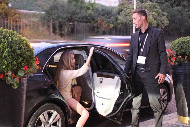 Private Tivoli: Hadrian's Villa and Villa d'Este with Pick-up from Rome - Transportation and Comfort