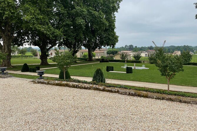 Private Tour and Tastings in St-Emilion: Grands Crus and Monuments - Exploring the Village of Saint-Émilion
