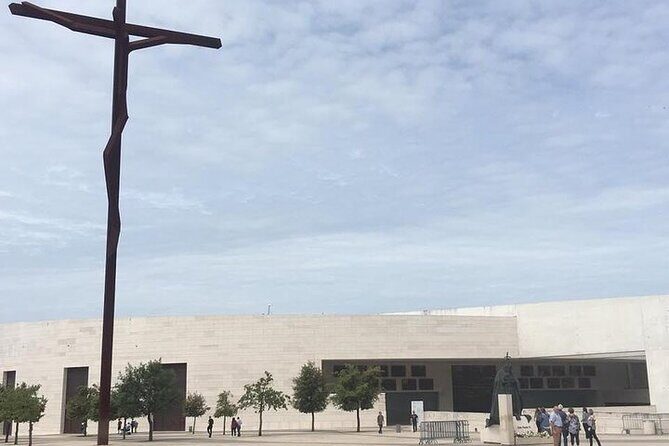 Private tour Fátima - half day - The Sum Up