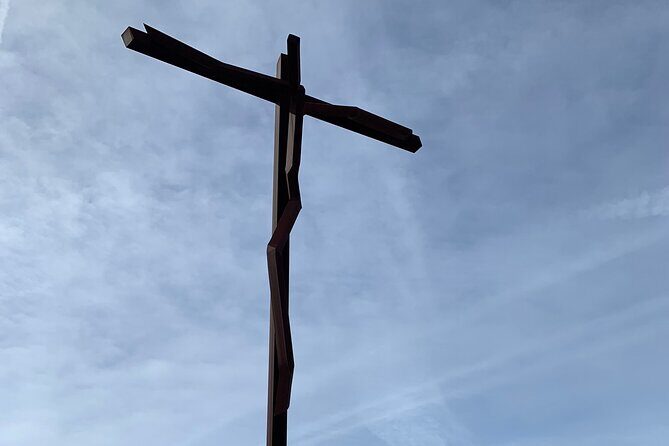 Private Tour: Fátima Sanctuary, Charming Nazaré & Magical Óbidos - What Makes This Tour Stand Out?