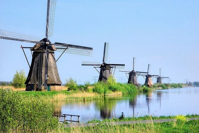 Private tour from Rotterdam to Windmills of Kinderdijk & Gouda Cheese Experience - Who Should Consider This Tour?
