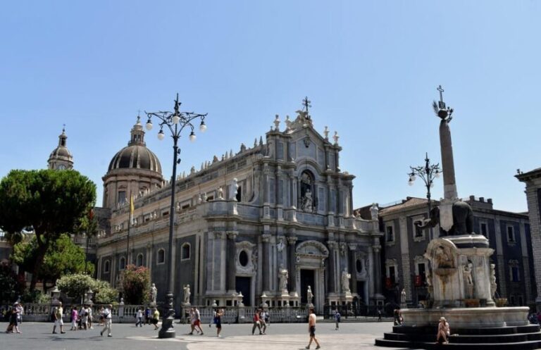 Private Tour in Catania: History, Fish Market and Local Tastings - Detailed breakdown of the itinerary
