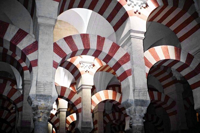 Private Tour of Cordoba Weekends 2 Hours Tickets included - Exploring the Heart of Cordoba: The Itinerary in Detail