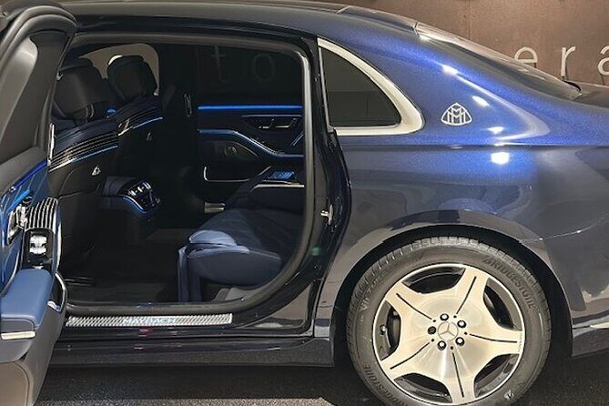 Private tour of Rome 4 hours with Mercedes Maybach S 580 4 matic - The Experience: Comfort Meets Culture