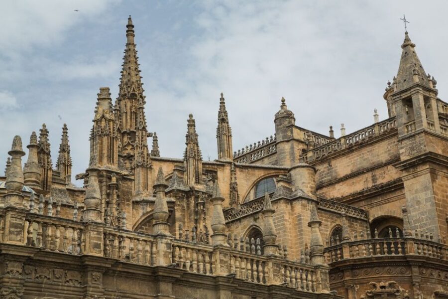 Private Tour of the Alcazar, the Cathedral and the Giralda - What’s Included and How It Adds Value