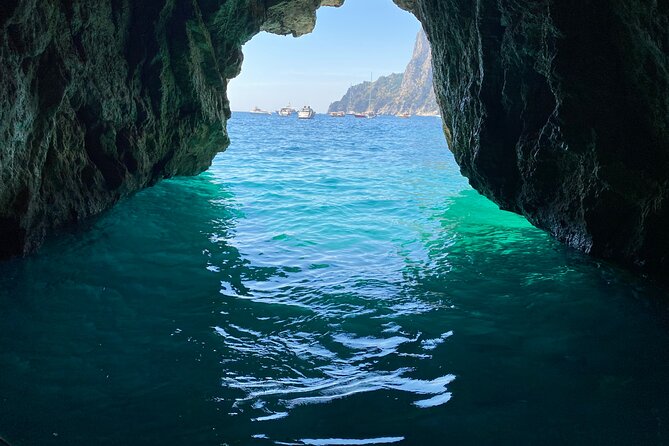 Private Tour of the Island of Capri by Boat and Visit to the Caves - Discover Capri from the Water: A Detailed Look at the Private Boat and Cave Tour