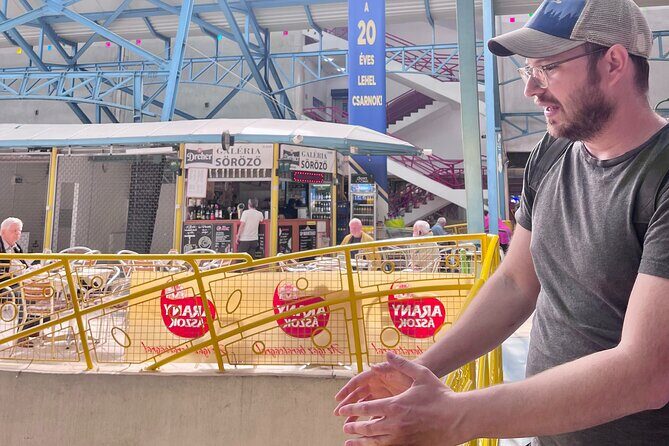 Private Tour Of the Lehel Square Market - Analyzing the Value