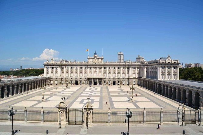 Private tour of the Royal Palace of Madrid - What You Can Expect from the Experience