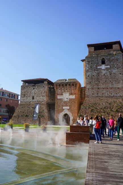 Private tour: Rimini from Julius Caesar to the Renaissance to Fellini's cinema - An In-Depth Look at This Unique Tour