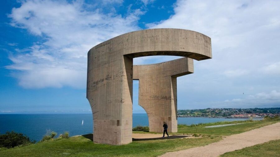 Private tour to Gijón - An In-Depth Look at the Gijón Private Tour