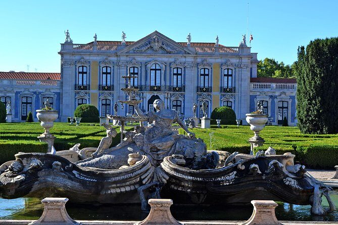 Private Tour to Queluz and Mafra palaces and Ericeira surf Coast - Why This Tour Works Well