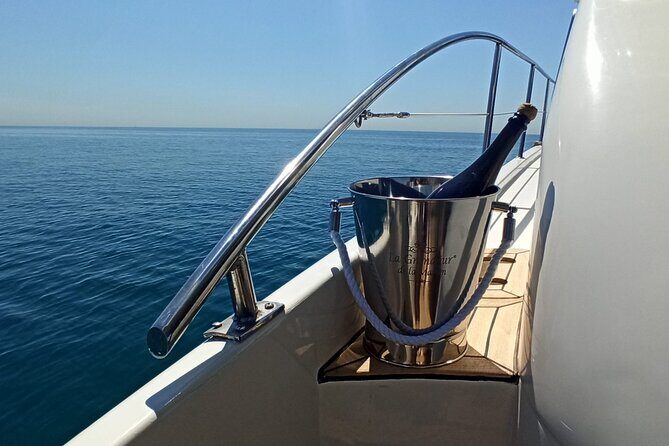 Private Tour with Navigation and Visit to Alella Vineyards - The Highlight: A Walk by the Sea to Alella