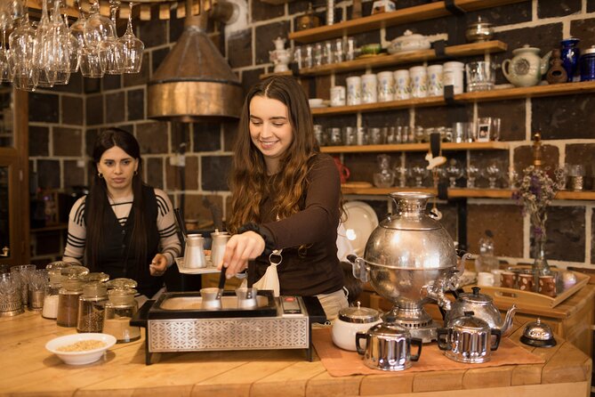 Private Traditional Coffee And Dessert Making Activity - Key Points