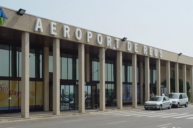 Private Transfer Airport Reus to Barcelona - Key Points
