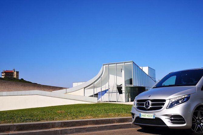 Private transfer between Biarritz and Bilbao - Who Should Consider This Service?