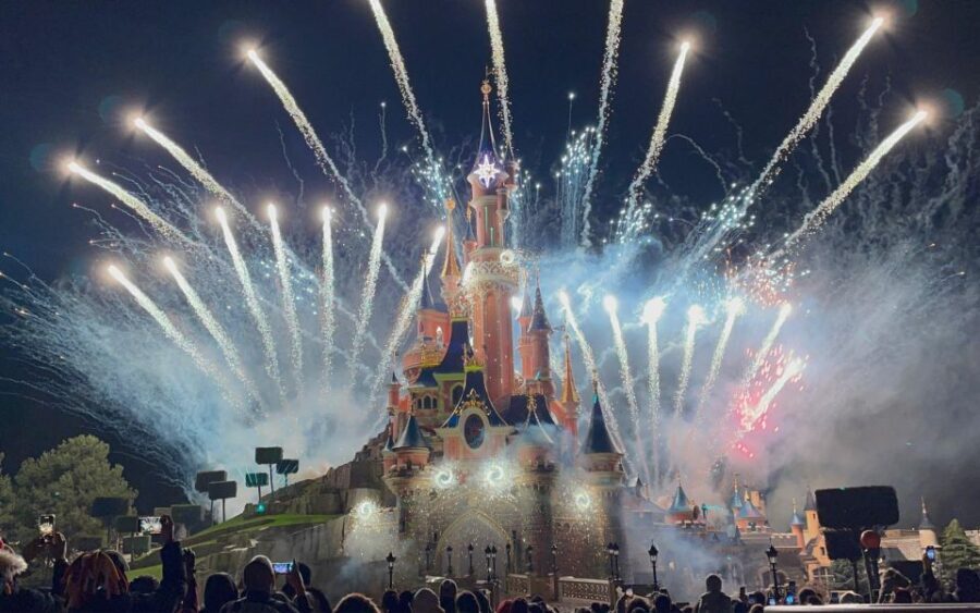 Private Transfer: between Downtown Paris and Disney - Itinerary and Service Details