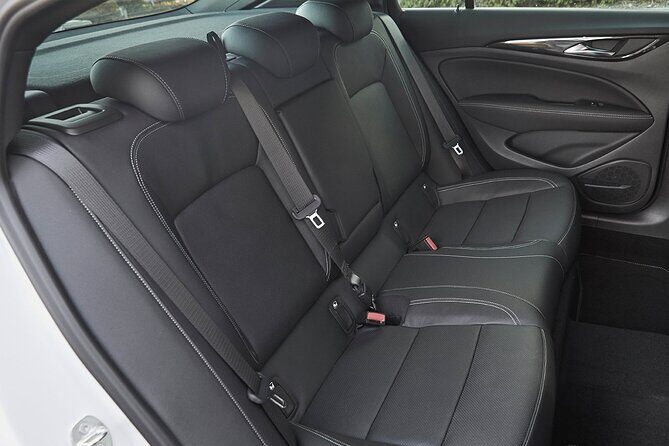 Private Transfer Budapest Airport BUD to Budapest by Car or Van - What To Expect on Your Ride
