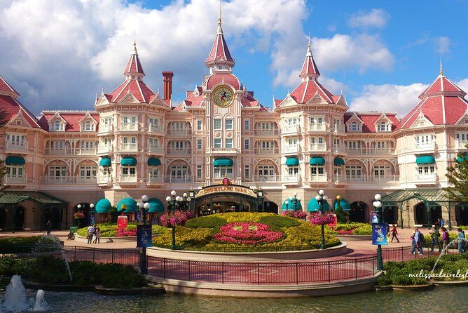 Private Transfer: Disneyland to Paris Airport CDG by Luxury Van - Pricing and Value