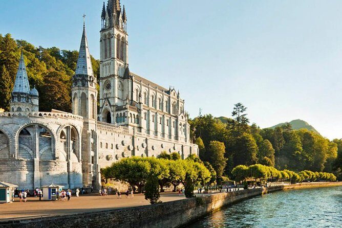 Private Transfer from Barcelona to Lourdes in France - The Role of the Driver: More Than Just a Chauffeur