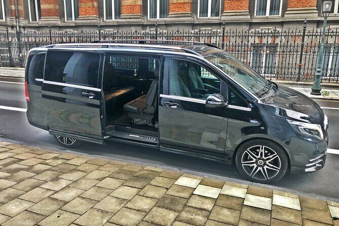 Private Transfer from Brussels - Amsterdam MB V-CLASS 7 PAX - Practical tips for travelers considering this experience