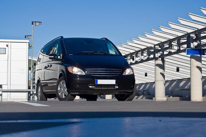 Private Transfer from Disneyland Paris to Charles de Gaulle or Orly Airports - The Booking & Confirmation Process