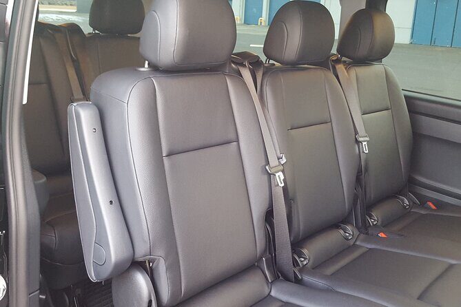 Private Transfer from Keflavík Airport to Reykjavík - What Is This Transfer Service All About?