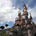Private Transfer FROM Paris To Disney - The Service at a Glance