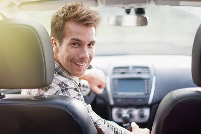 Private Transfer from Passau to Prague with 2 Hours Sightseeing of Local Driver - The Route and What You Can Expect