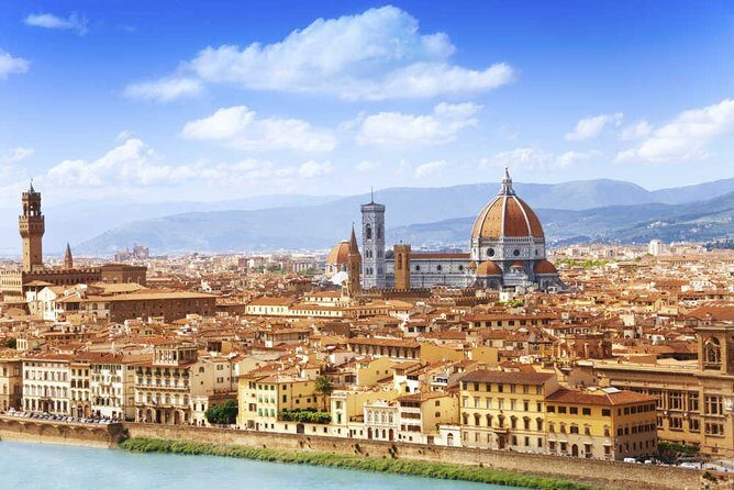Private Transfer from Pisa (PSA) Airport to Lucca - A Stress-Free Arrival in Tuscany