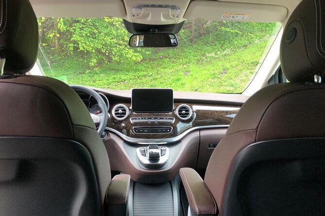 Private Transfer from Salzburg to Munich MUC Airport - Who Should Consider This Transfer?