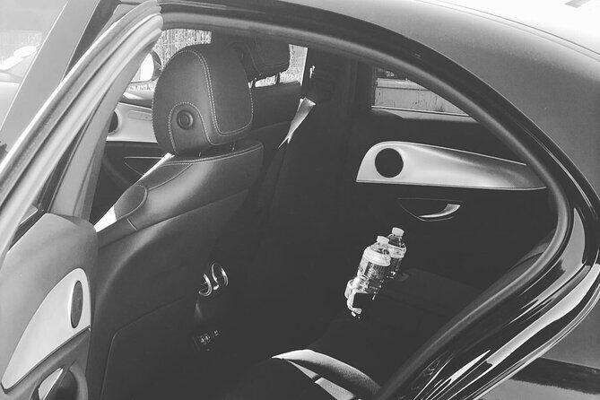 Private Transfer from the City of Paris To Orly Airport (ORY) - Vehicle Comfort and Quality