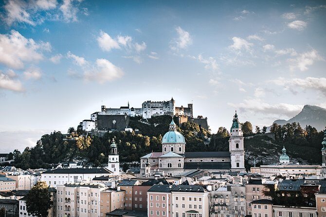 Private transfer from Vienna to Salzburg with 3h Sightseeing stop in Hallstatt - Authenticity and Value