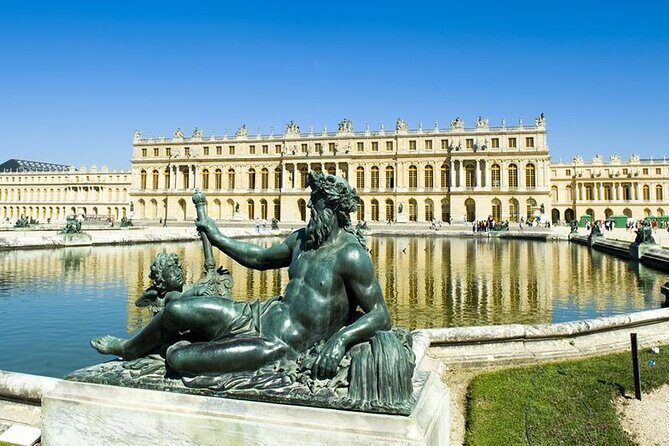 Private Transfer: Versailles to Paris Airport CDG by Luxury Van - In-Depth Look at the Experience