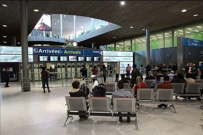 Private Van Transfer from CDG Airport to Paris - Why Choose a Private Transfer from CDG?