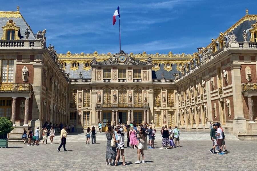 Private Versailles, Gardens, Trianon from Paris by Mercedes - Authenticity and Practicality