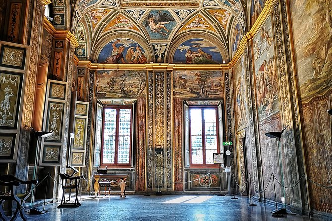 Private Villa Farnesina Experience: The Best of Renaissance Tour - Key Points