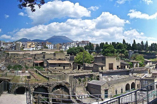 Private Vip Tour of Pompeii Day Trip From Rome - A Stroll Along the Naples Boardwalk & Pizza Lunch