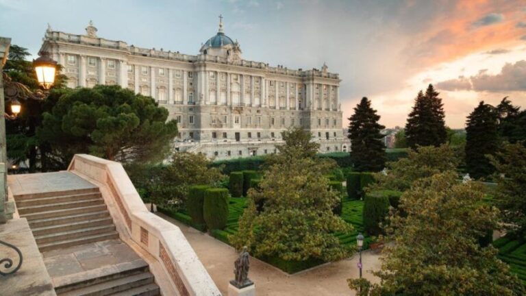 Private Visit to the Royal Palace and Walking Tour of Madrid - Who Will Appreciate This Tour?
