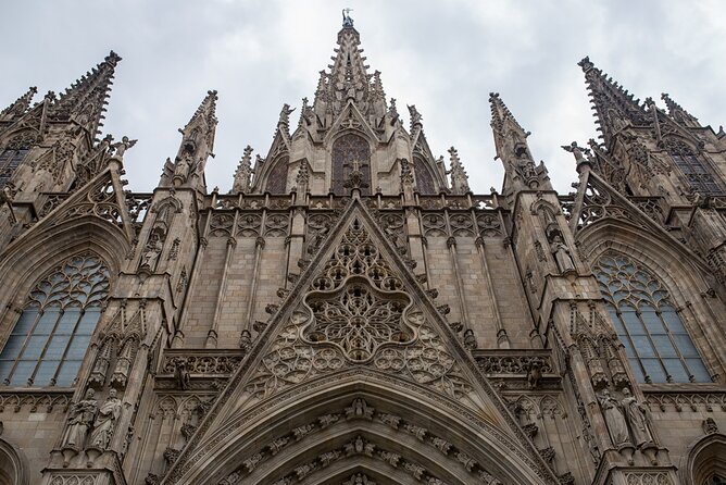 Private Walking Tour Across Gothic Quarter - A Friendly Look at the Private Walking Tour Across Barcelona’s Gothic Quarter